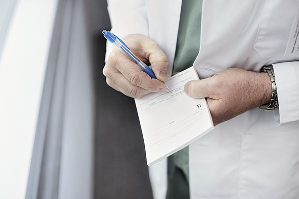 Long-term use of opioids may depend on the doctor who prescribes them ...